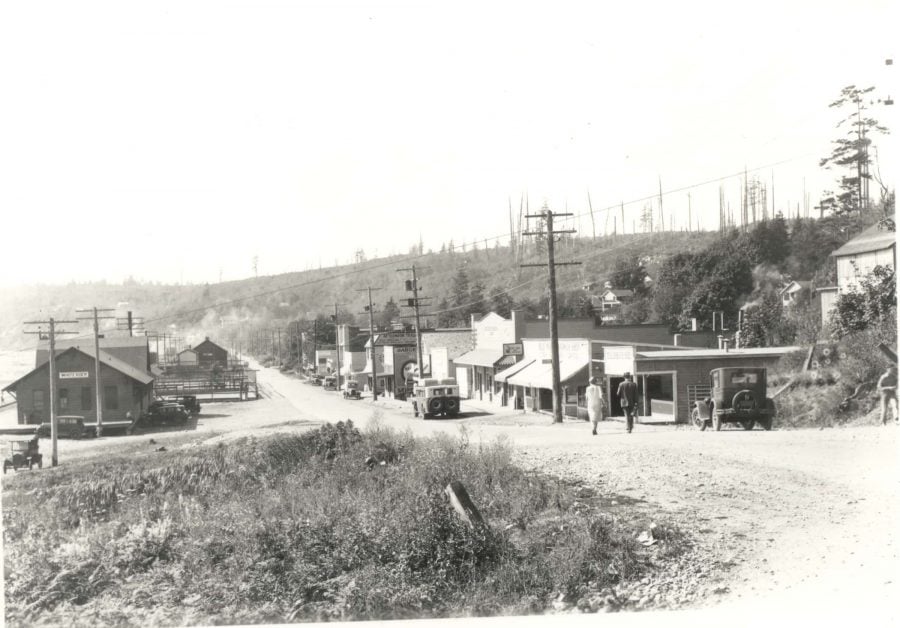 Vintage Photos of White Rock Celebrate Marine Drive's Evolution