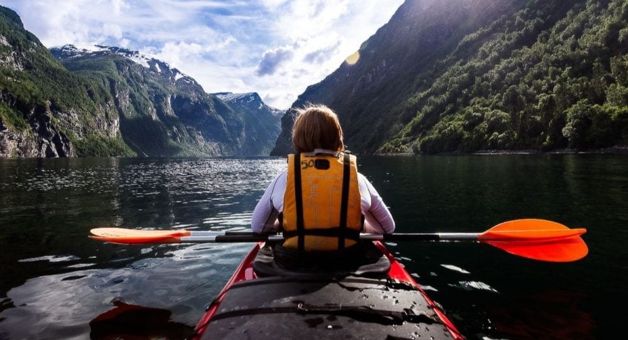 5 Beautiful Lake Towns To Explore In BC This Summer