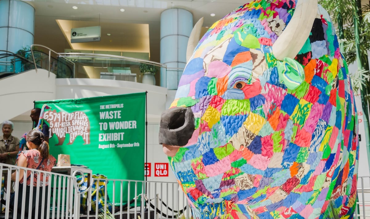 Waste To Wonder Turned Flip-Flops Into Giant Animal Art At Metropolis