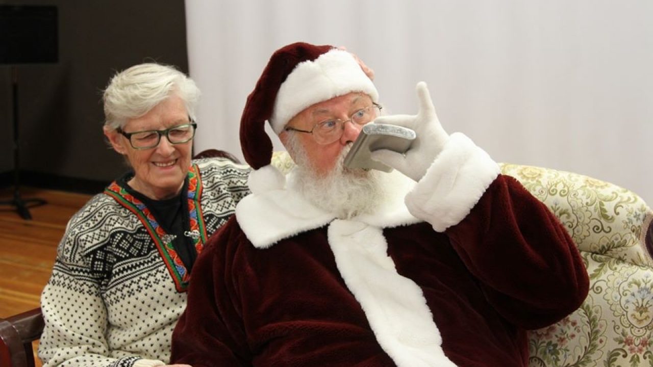 Bad Santa Drinking