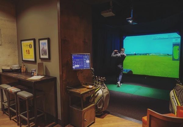 Inside One Under, A Vancouver Pub With Top-Tier Golf Simulators