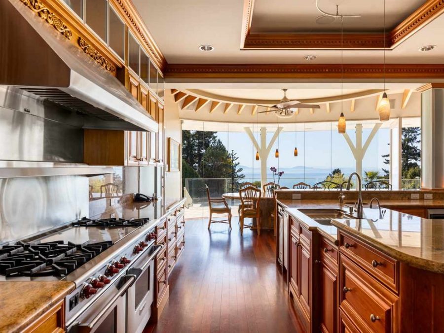 This Is What a $10.9M British Properties Home Looks Like (PHOTOS)