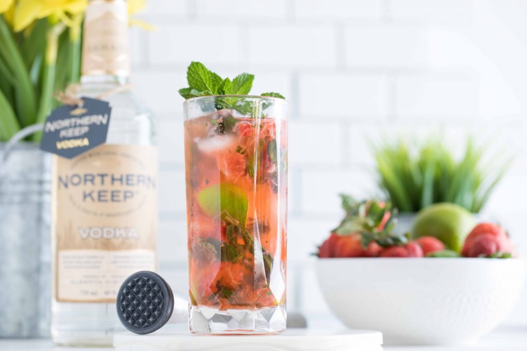 5 Canadian Cocktails That Just Hit Different In The Summer