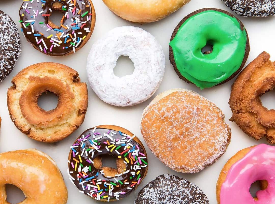12 Days of Giveaways 2025: Win a $150 Gift Card to Lee's Donuts For You ...
