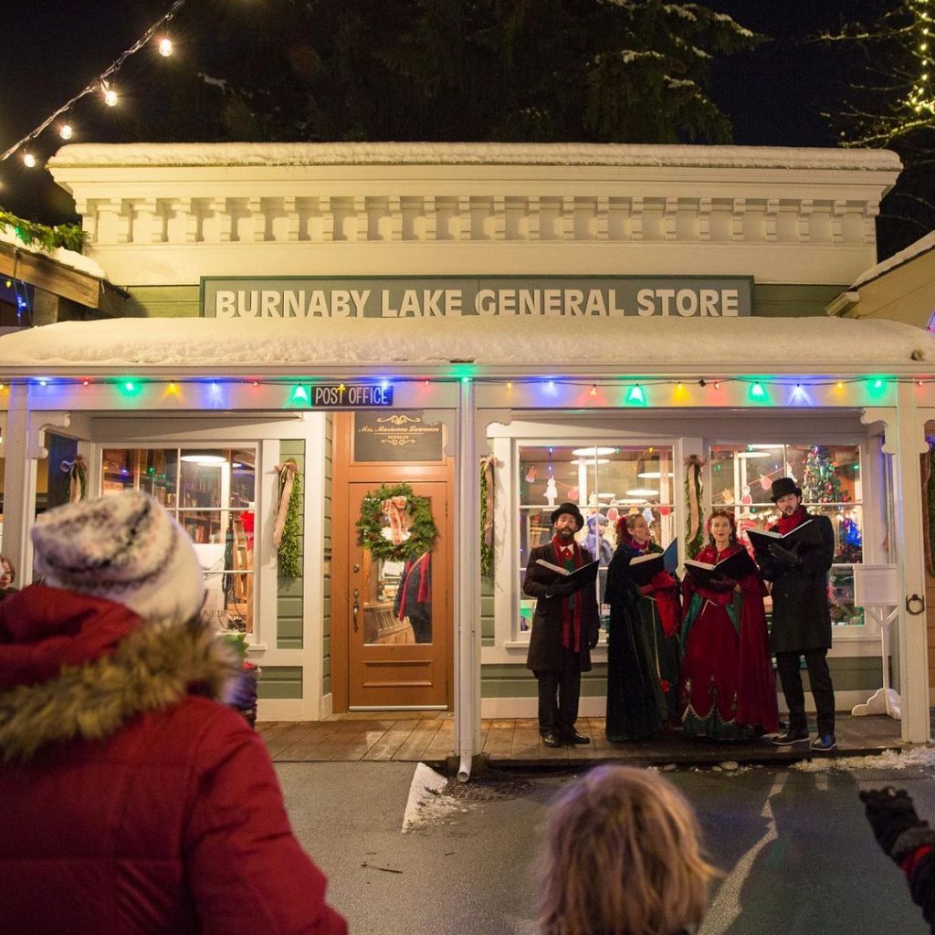 12 Places With Dazzling Christmas Light Displays In Vancouver