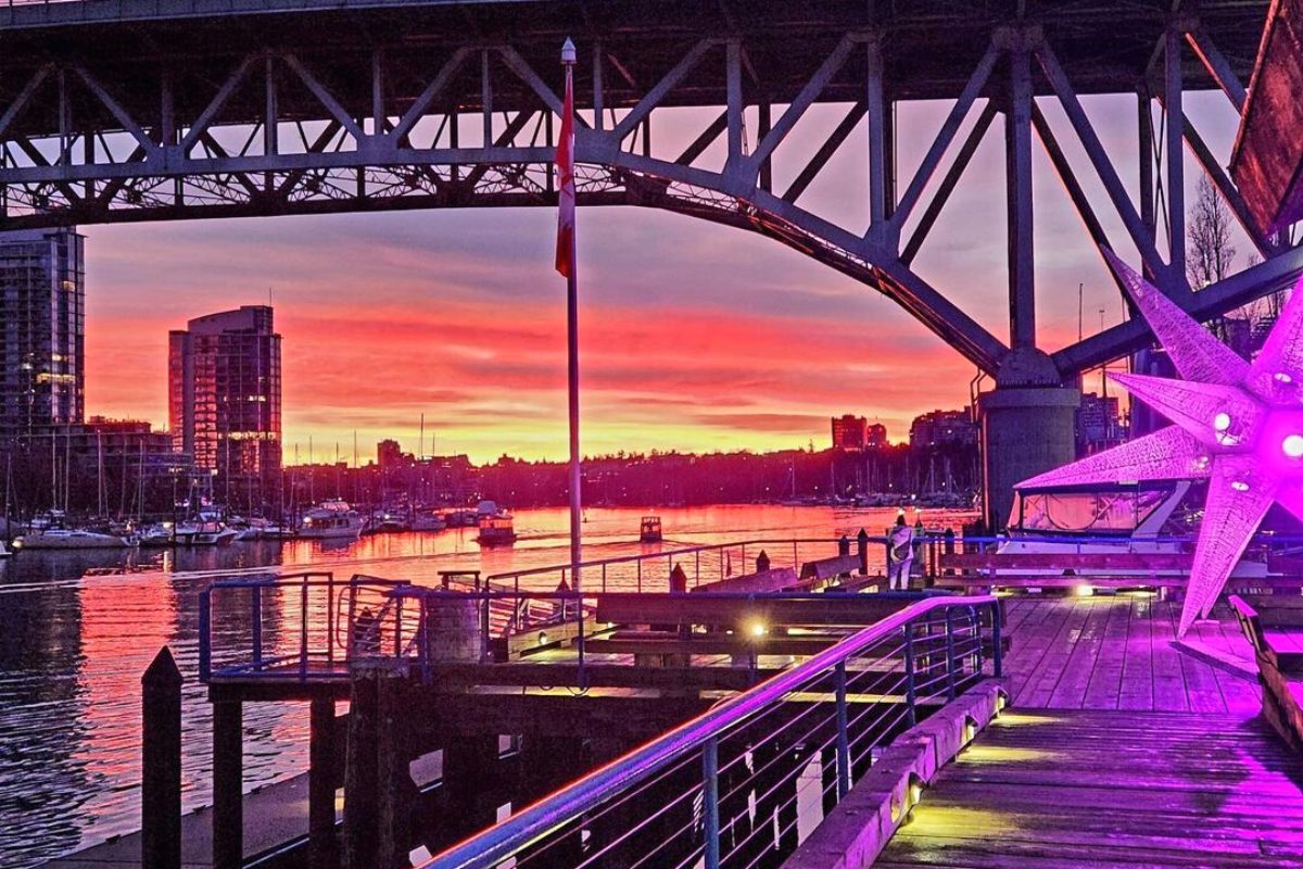11 Cheap Holiday Date Ideas in Metro Vancouver For Under $20